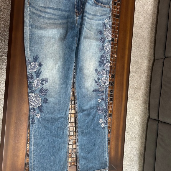 Johnny Was | Jeans | Johnny Was Blue Boyfriend Jeans With Floral ...